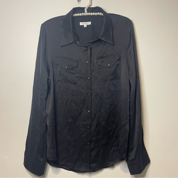 Equipment | Tops | Equipment Femme Silk Blouse | Poshmark